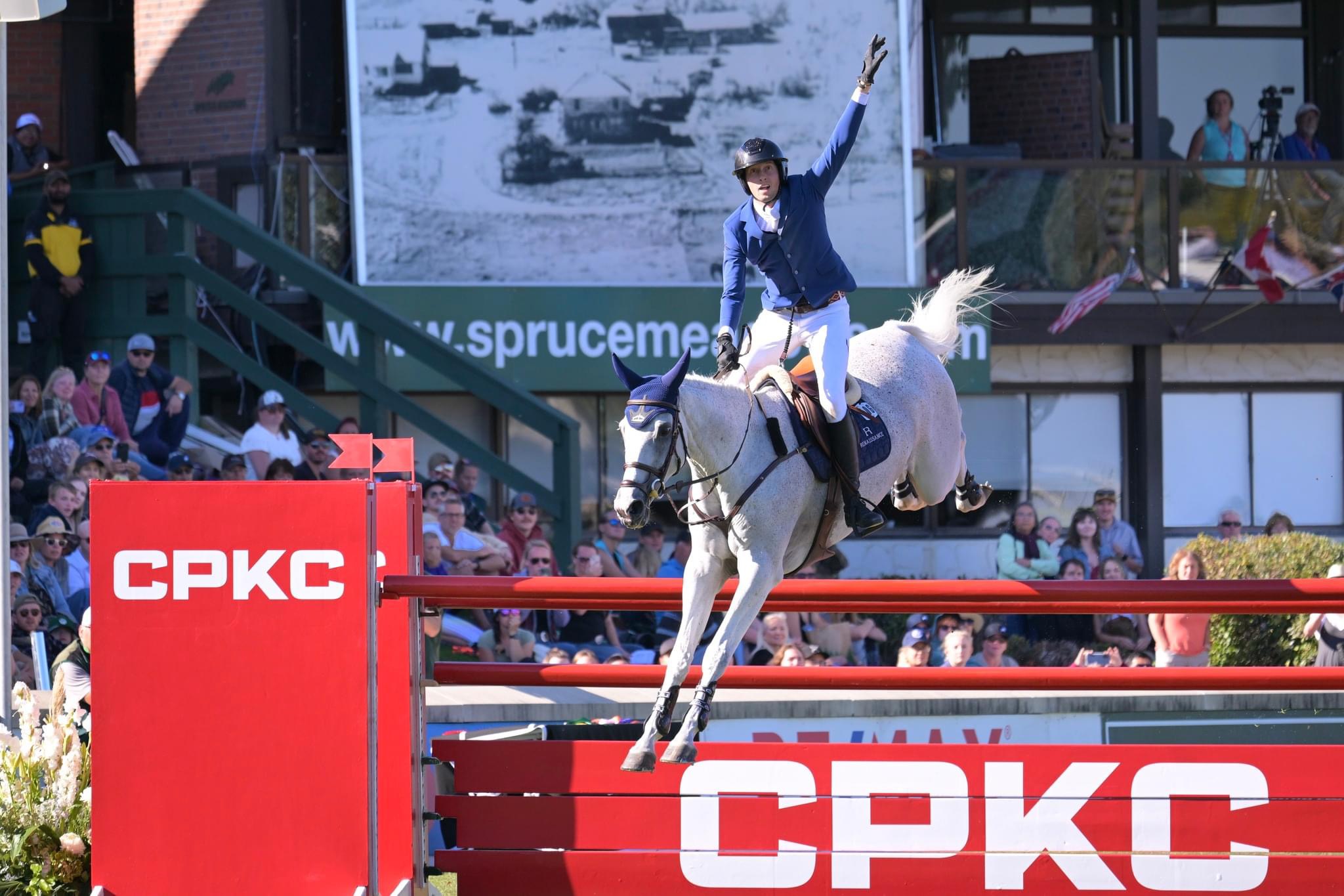 Martin Fuchs gana el Masters en Spruce Meadows – Montando